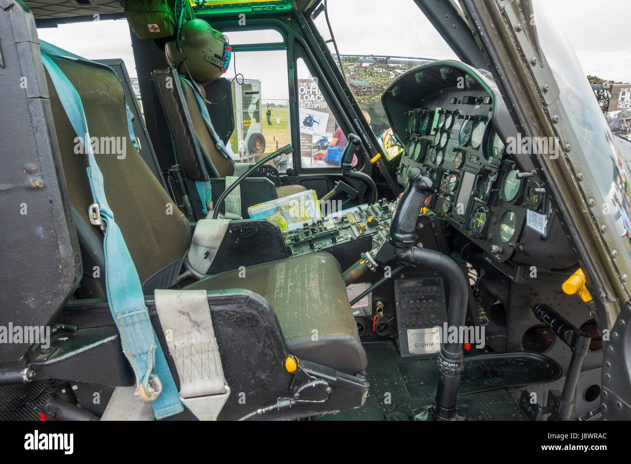 Bell UH-1 Huey Iroquois "hélicoptère" le plus commun utilisé dans l ...