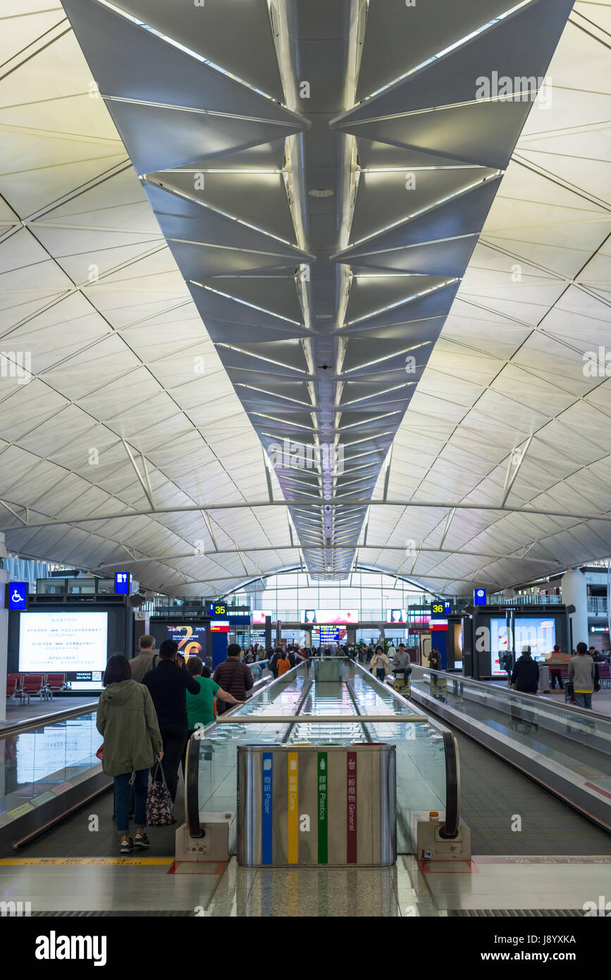 Travelator hong kong Banque de photographies et d’images à haute ...