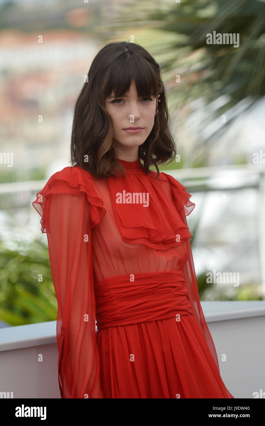 70e édition du festival du film de Cannes : L'actrice stacy martin, ici ...