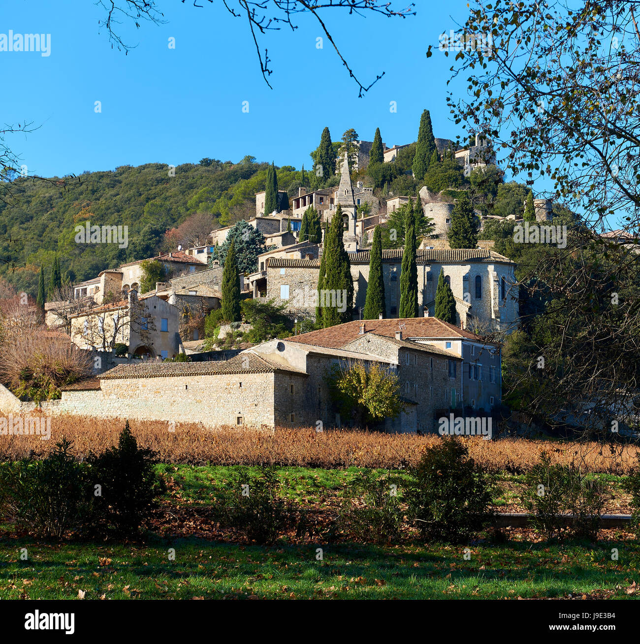 Village classé plus beau village de france Banque de photographies et d ...