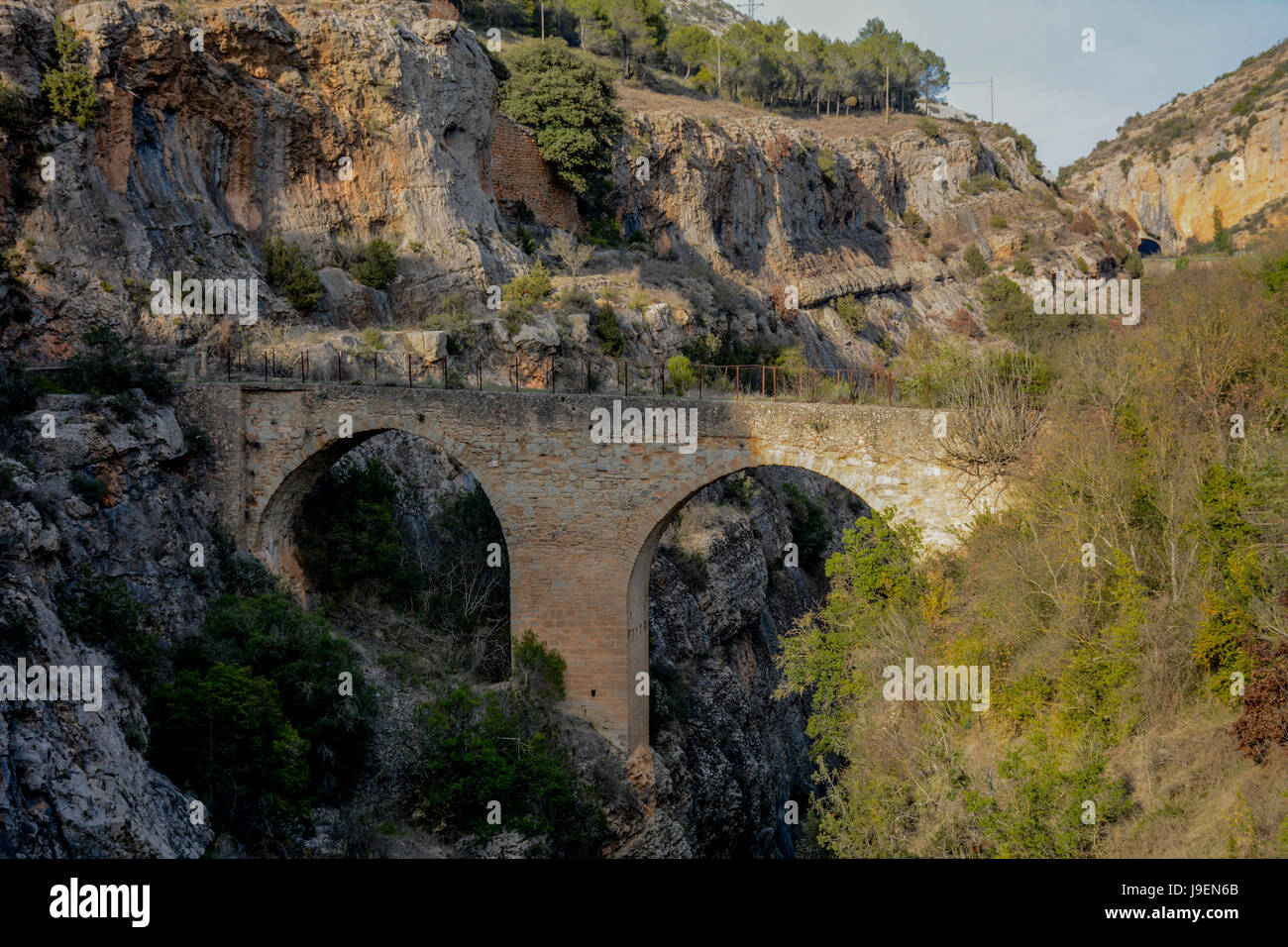 Pont de ravin Banque d'image et photos - Alamy
