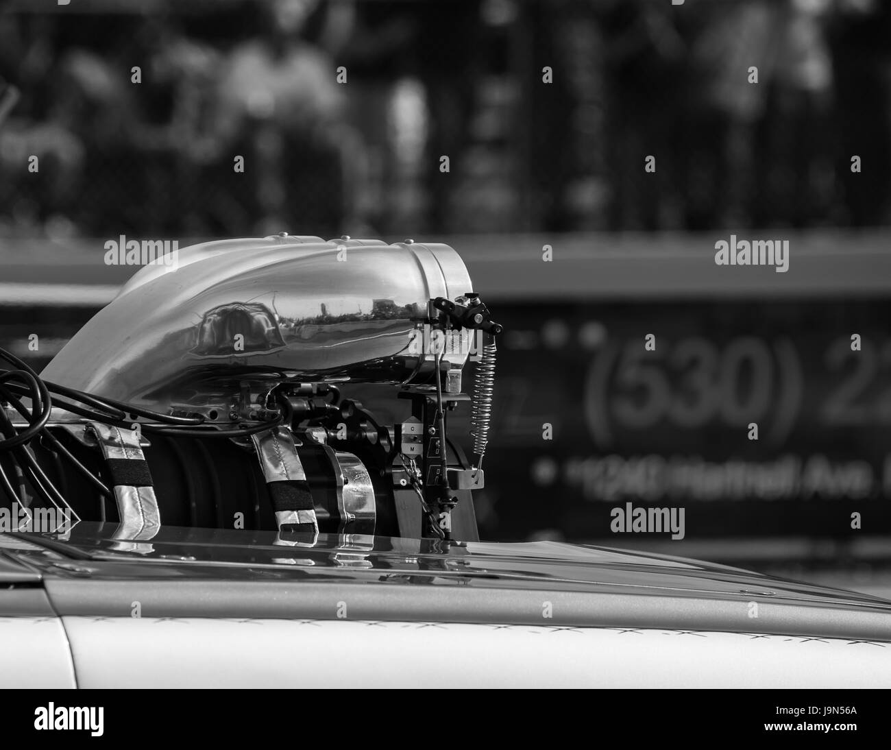 Drag racing parachute Banque d'images noir et blanc - Alamy