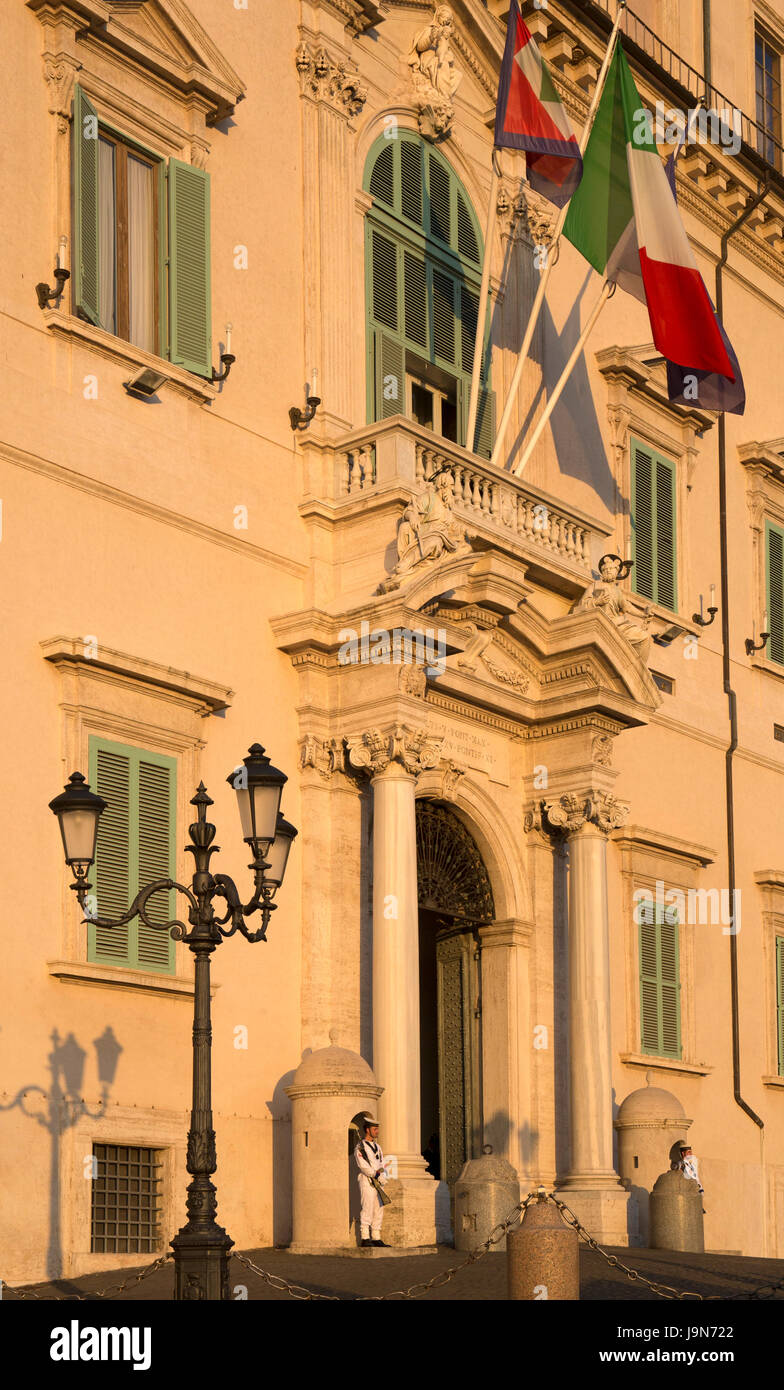 Palais présidentiel du quirinale à rome Banque de photographies et d ...
