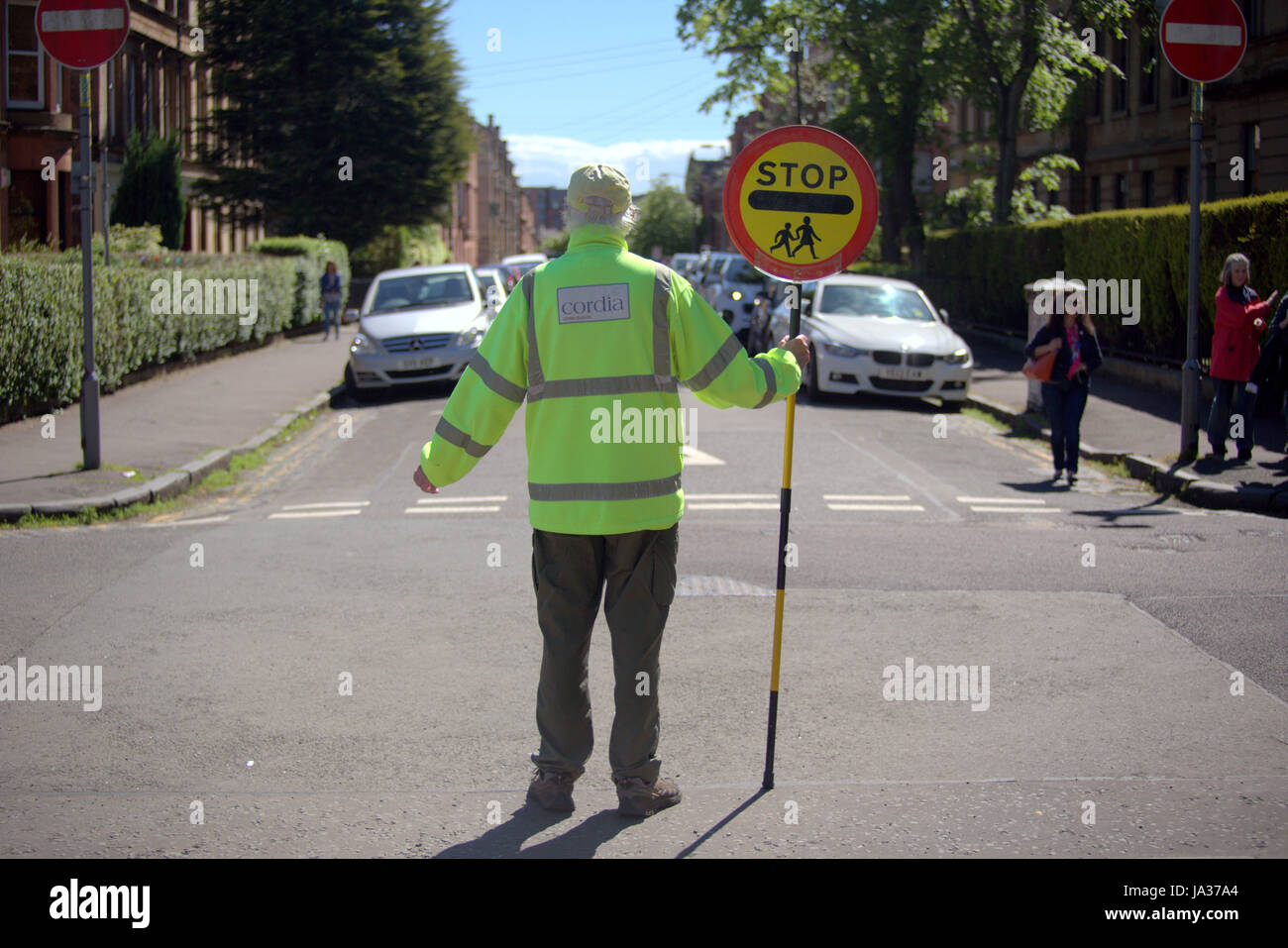 School crossing Banque de photographies et d’images à haute résolution ...