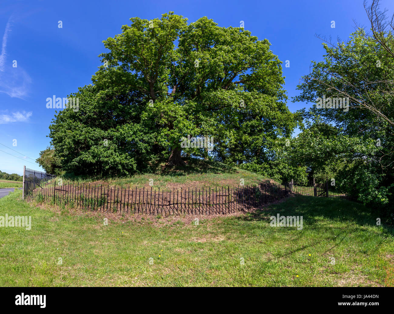 Tumulus tumuli Banque de photographies et d’images à haute résolution ...