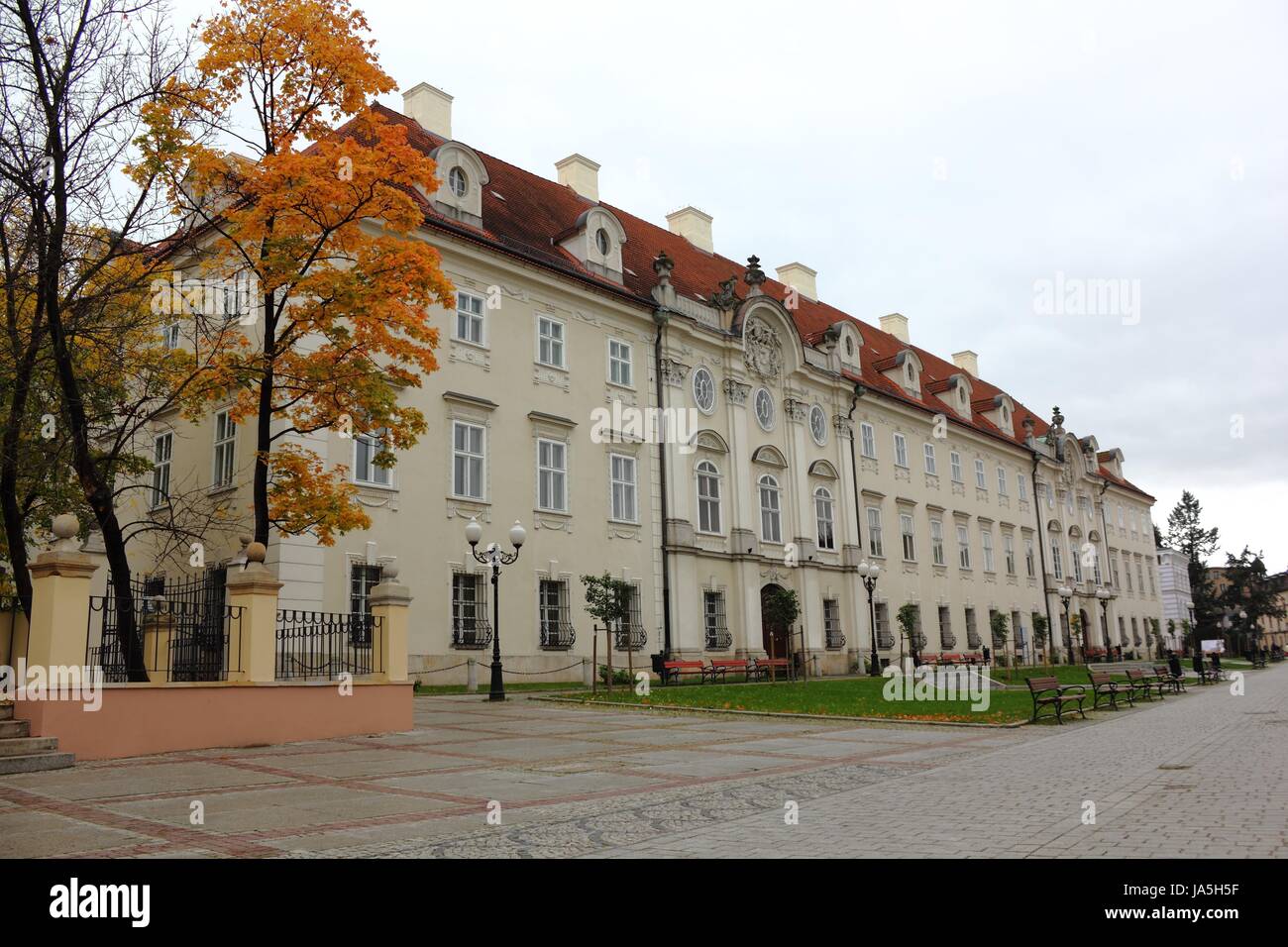 Pologne, renaissance, palace, la résidence, le style de la construction ...