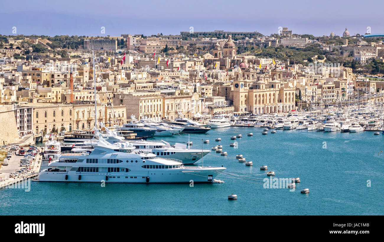 Kalkara marina Banque de photographies et d’images à haute résolution ...