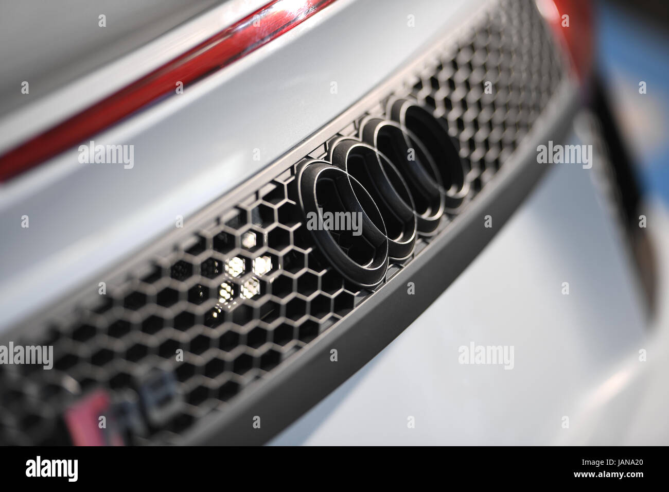 Audi r8 badge Banque de photographies et d’images à haute résolution ...