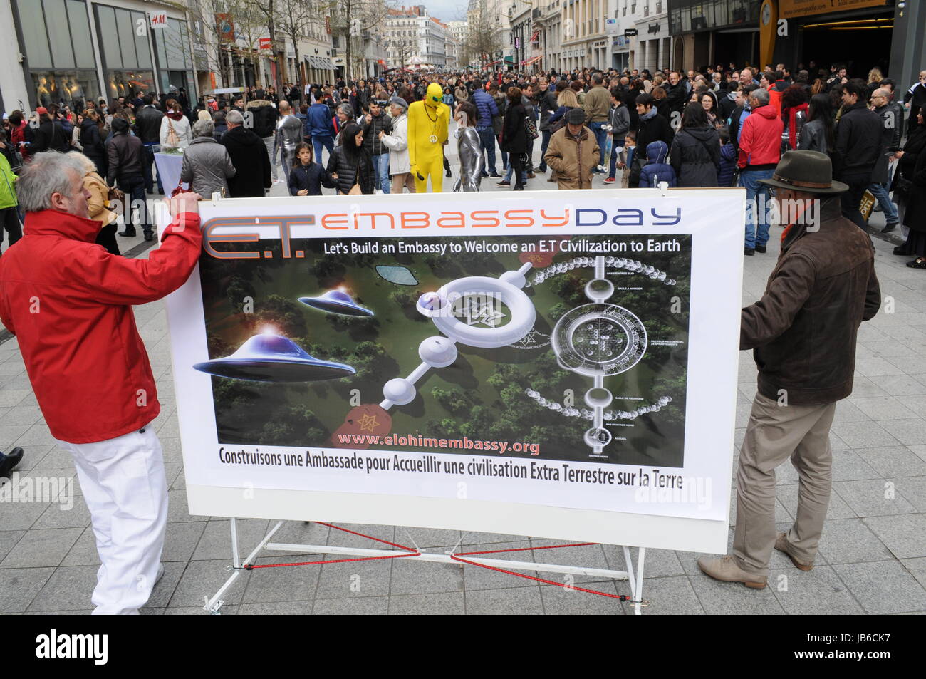 Rael secte Banque de photographies et d’images à haute résolution - Alamy