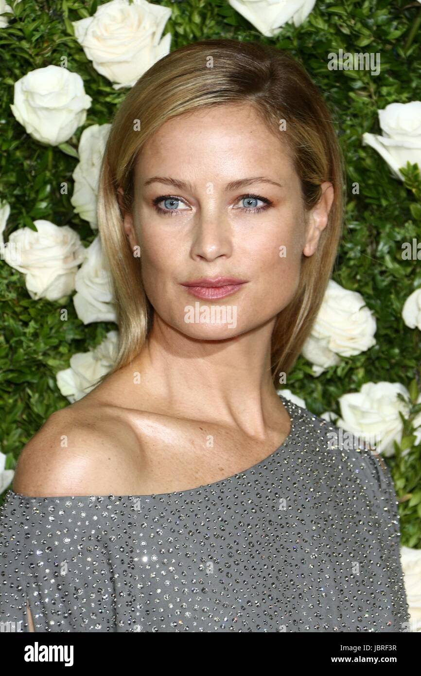 Murphy caroline Banque de photographies et d’images à haute résolution ...