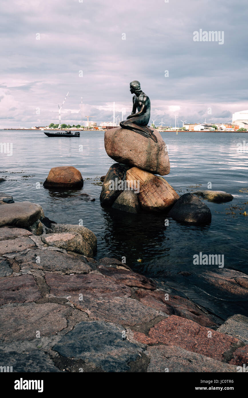 Copenhague, Danemark - 10 août, 2016. La Petite Sirène. La Petite ...