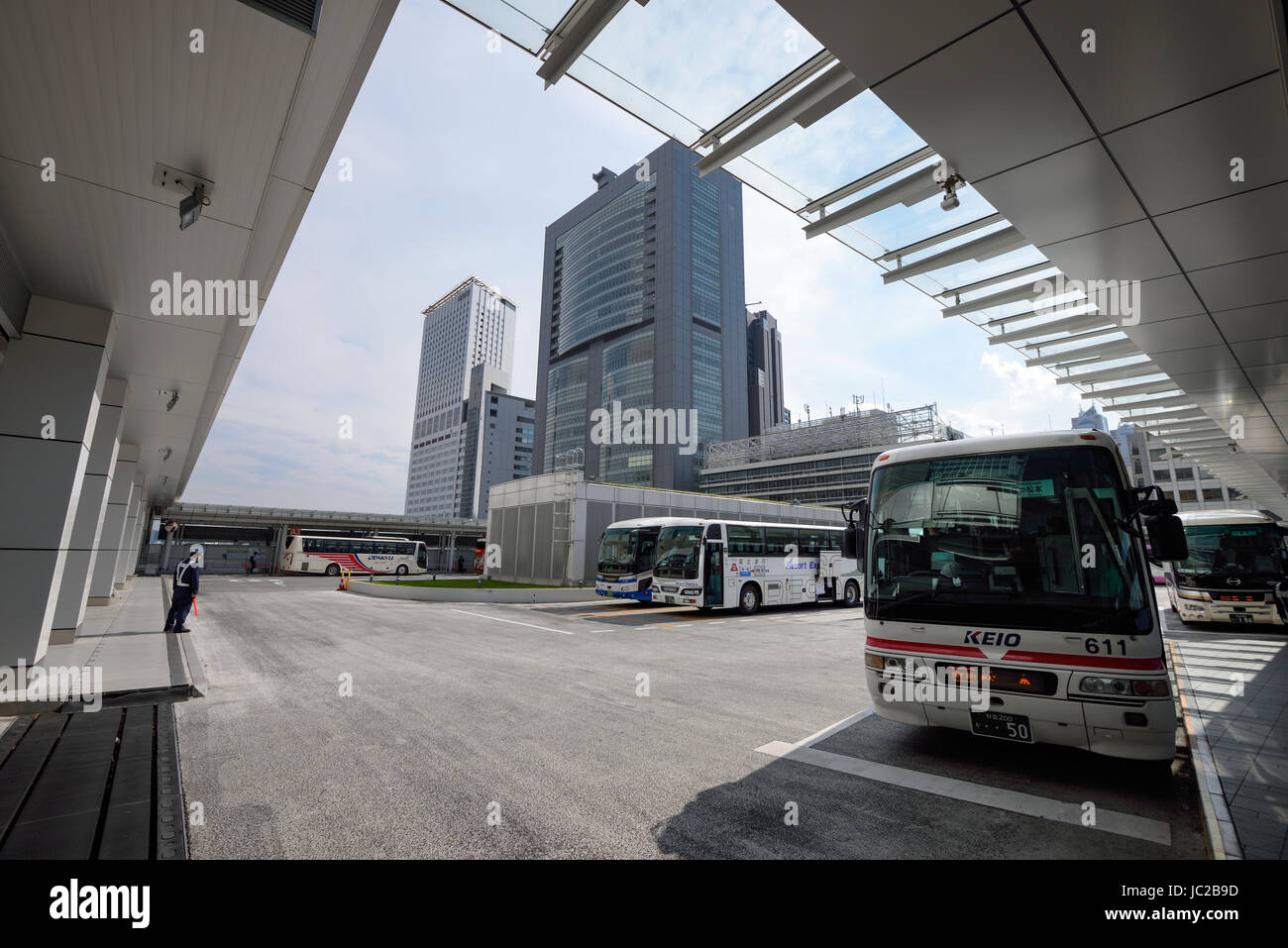 Busta shinjuku Banque de photographies et d’images à haute résolution ...