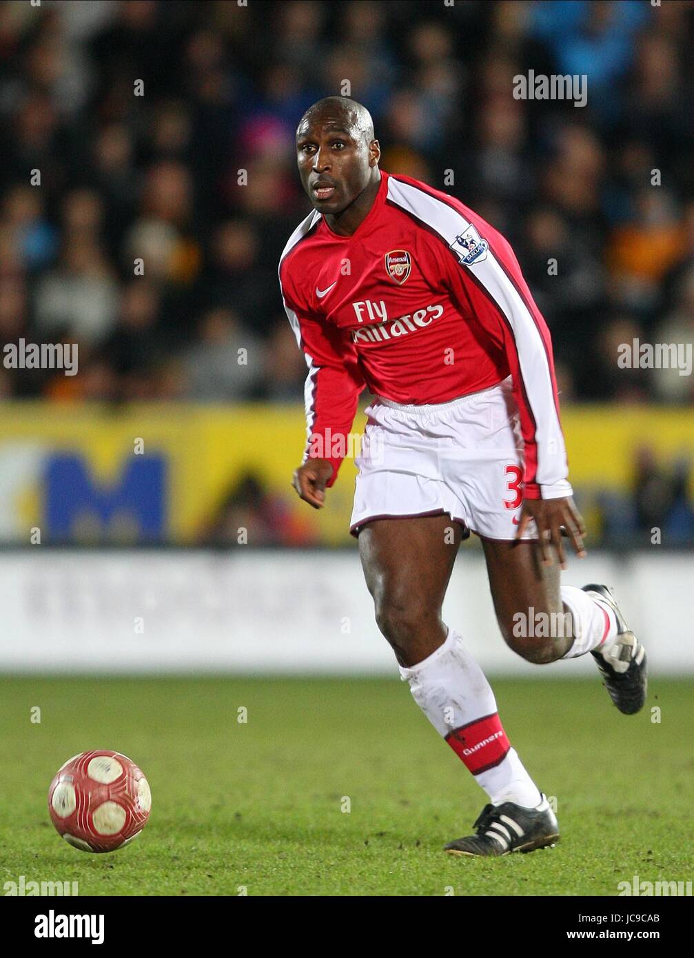 Sol campbell arsenal 2010 Banque de photographies et d’images à haute ...