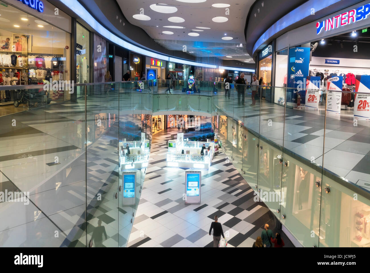 Kings Avenue Mall, Centre Commercial, centre de Paphos, Chypre Photo ...