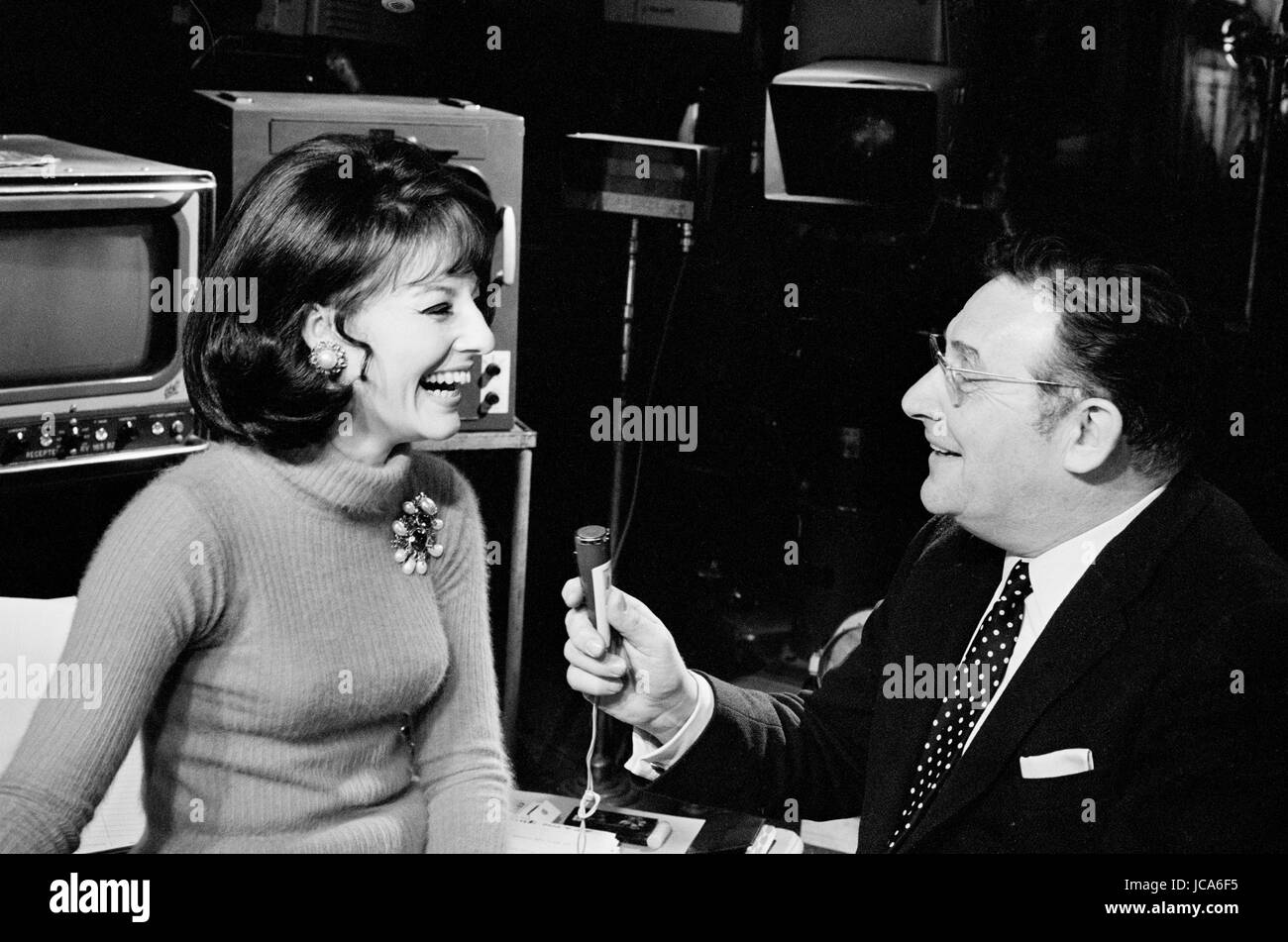 Léon zitrone télévision Banque de photographies et d’images à haute ...