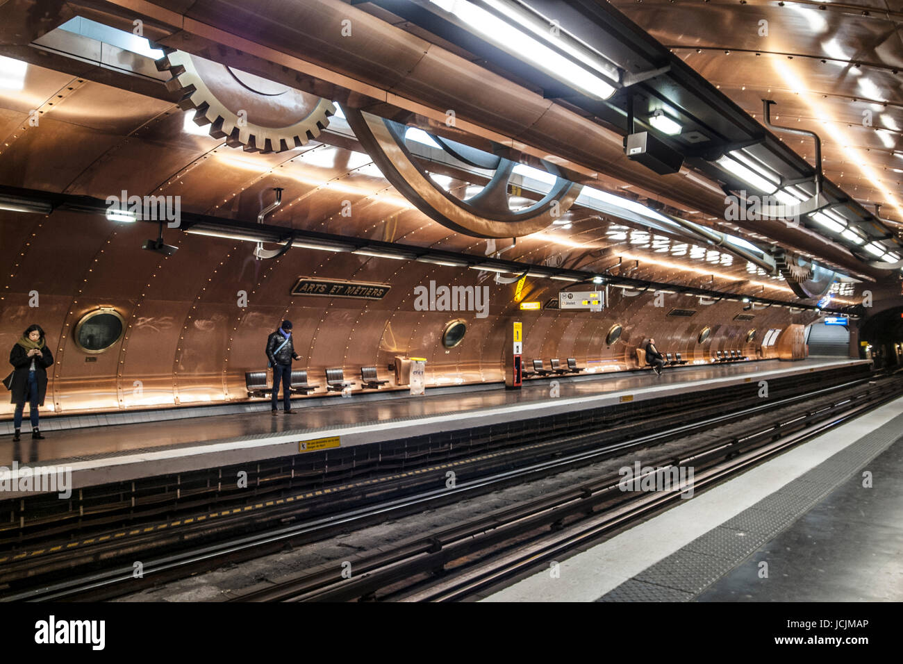 Ratp metro Banque de photographies et d’images à haute résolution - Alamy