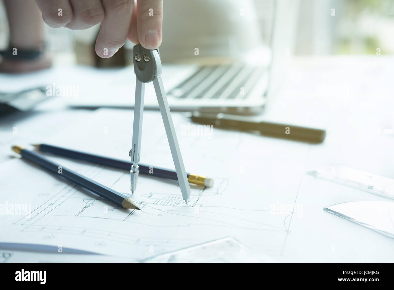 Compas diviseur Banque de photographies et d’images à haute résolution ...