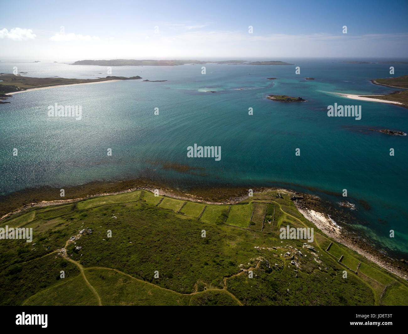 Vue aérienne de Bryher et les Îles Scilly Photo Stock - Alamy