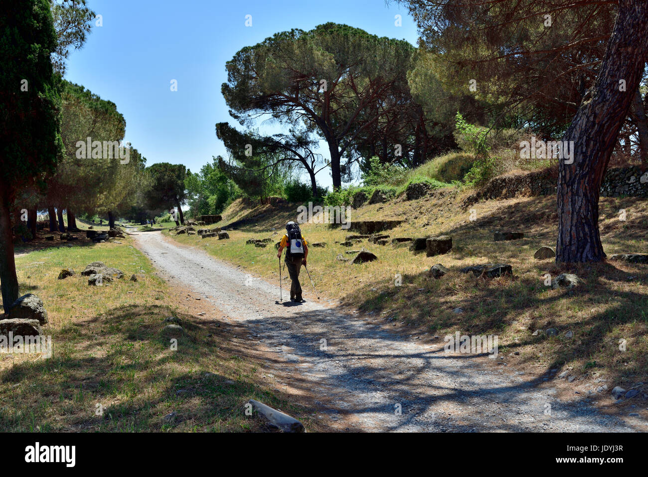 Marcher la Voie Appienne (Via Appia Antica) construit par Appius ...