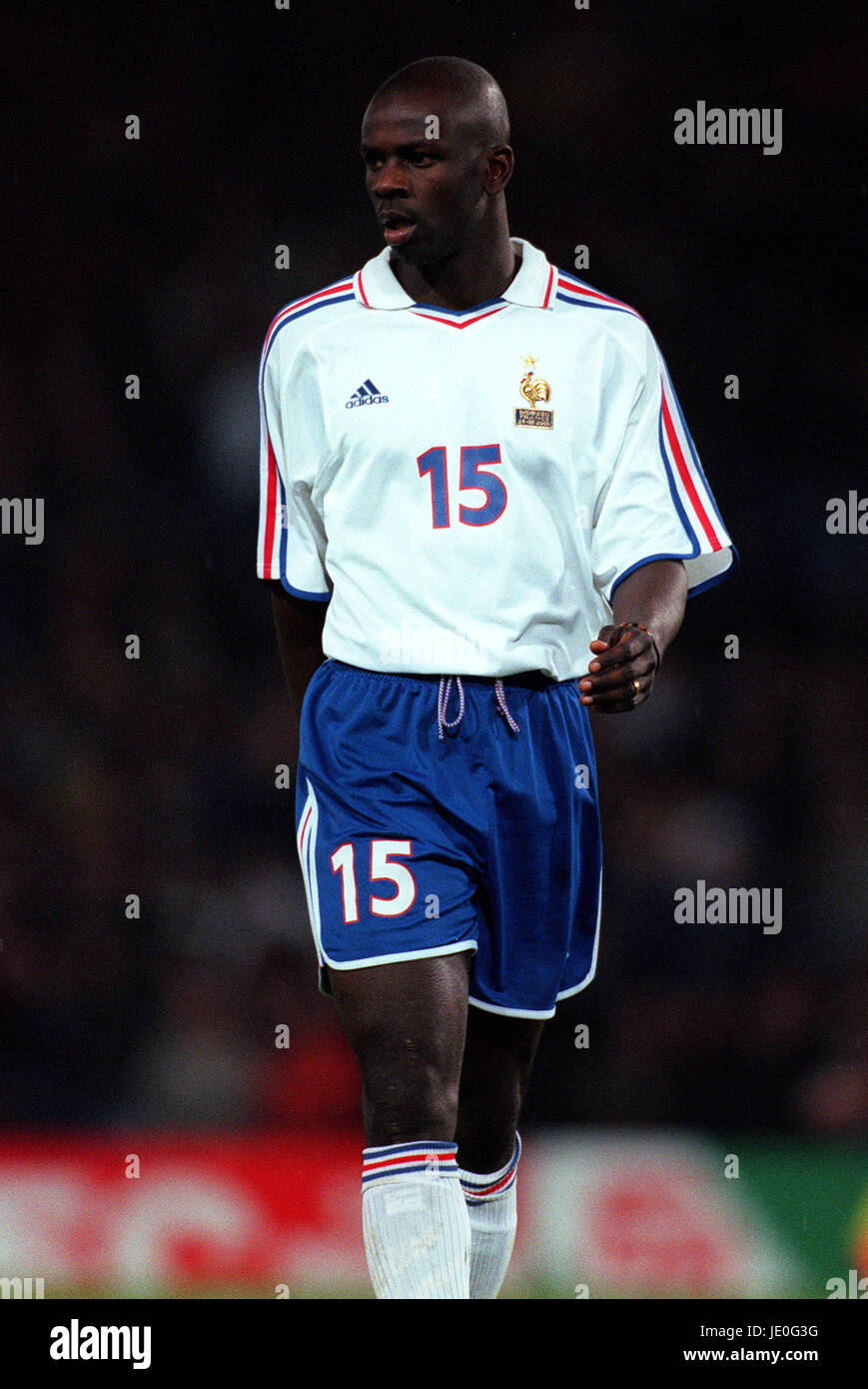 Lilian thuram 2000 Banque de photographies et d’images à haute ...
