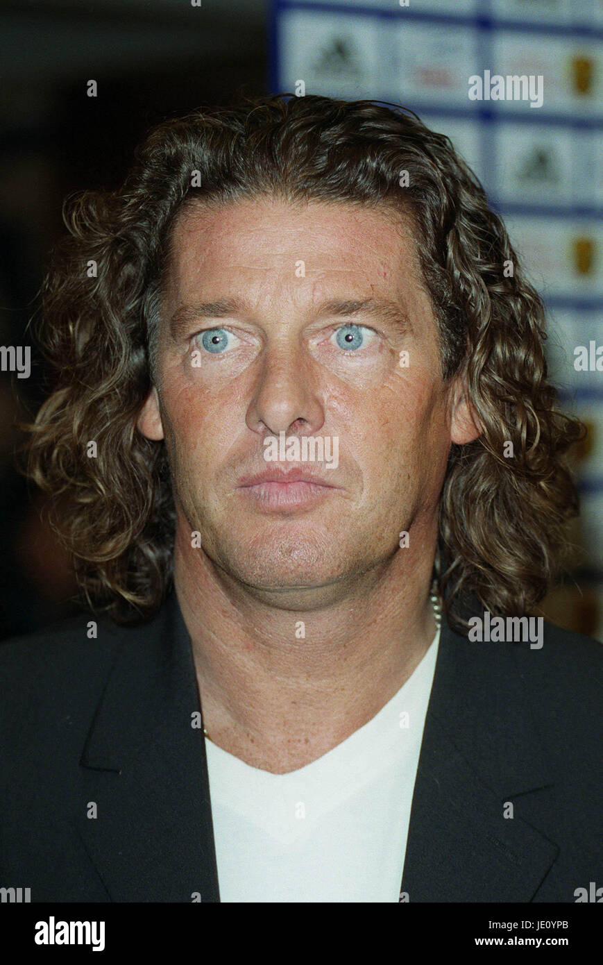 Metsu bruno Banque de photographies et d’images à haute résolution - Alamy