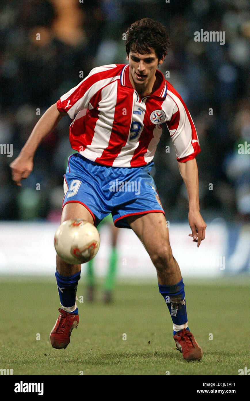 ROQUE SANTA CRUZ PARAGUAY & BAYERN MUNICH LOFTUS ROAD QPR LONDON 26 ...