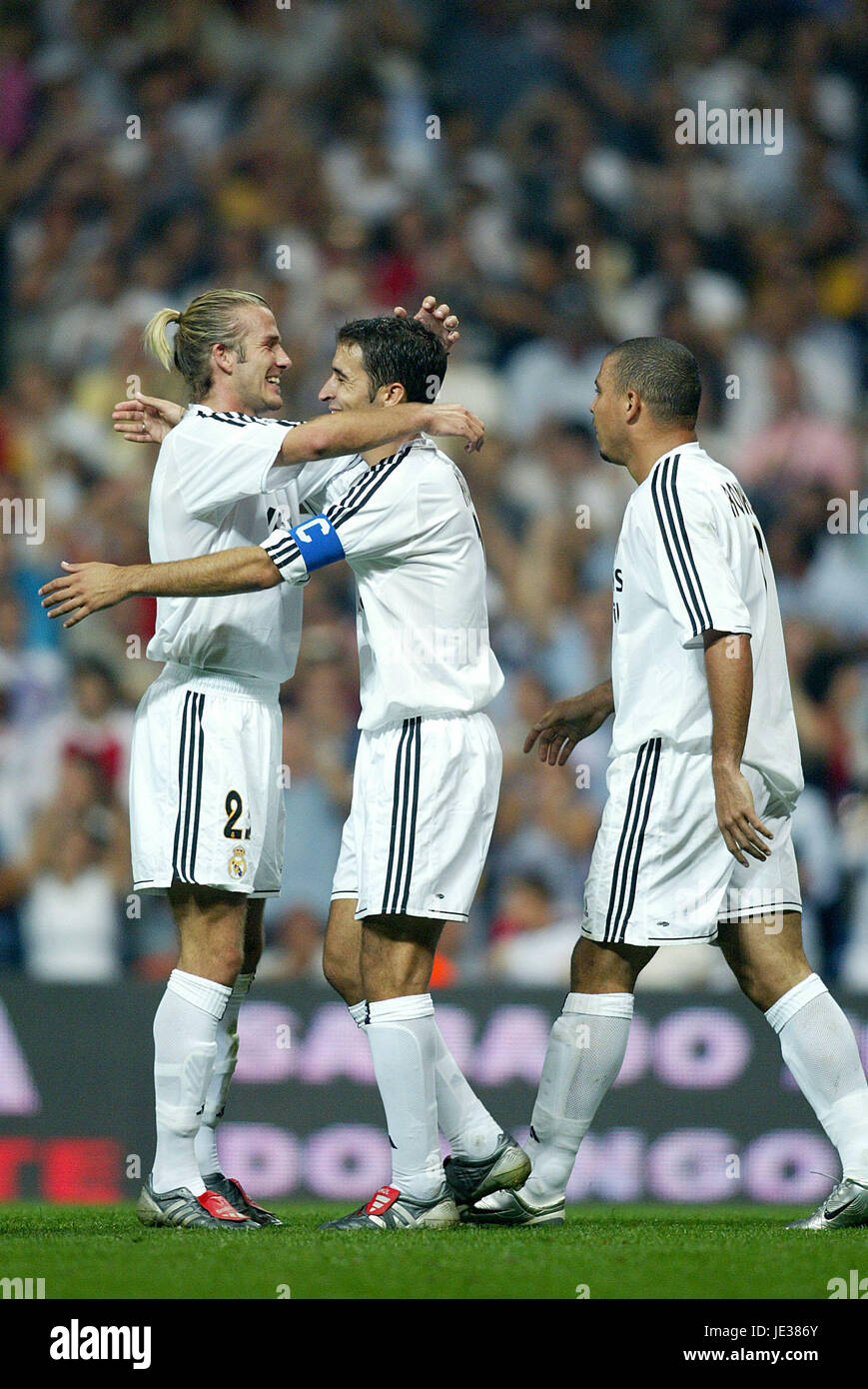 Raul real madrid 2003 Banque de photographies et d’images à haute résolution - Alamy