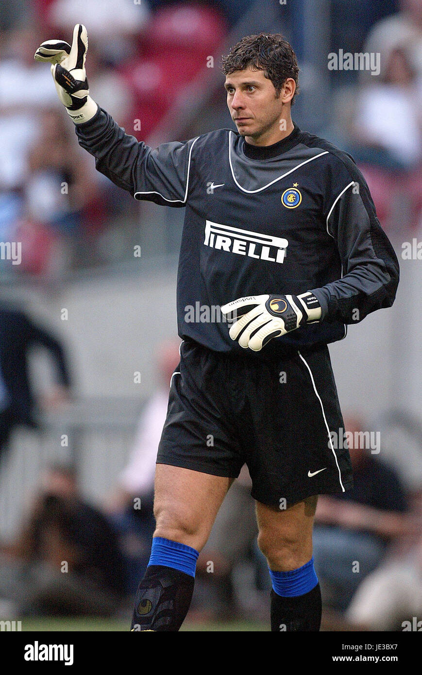 Toldo francesco Banque de photographies et d’images à haute résolution - Alamy