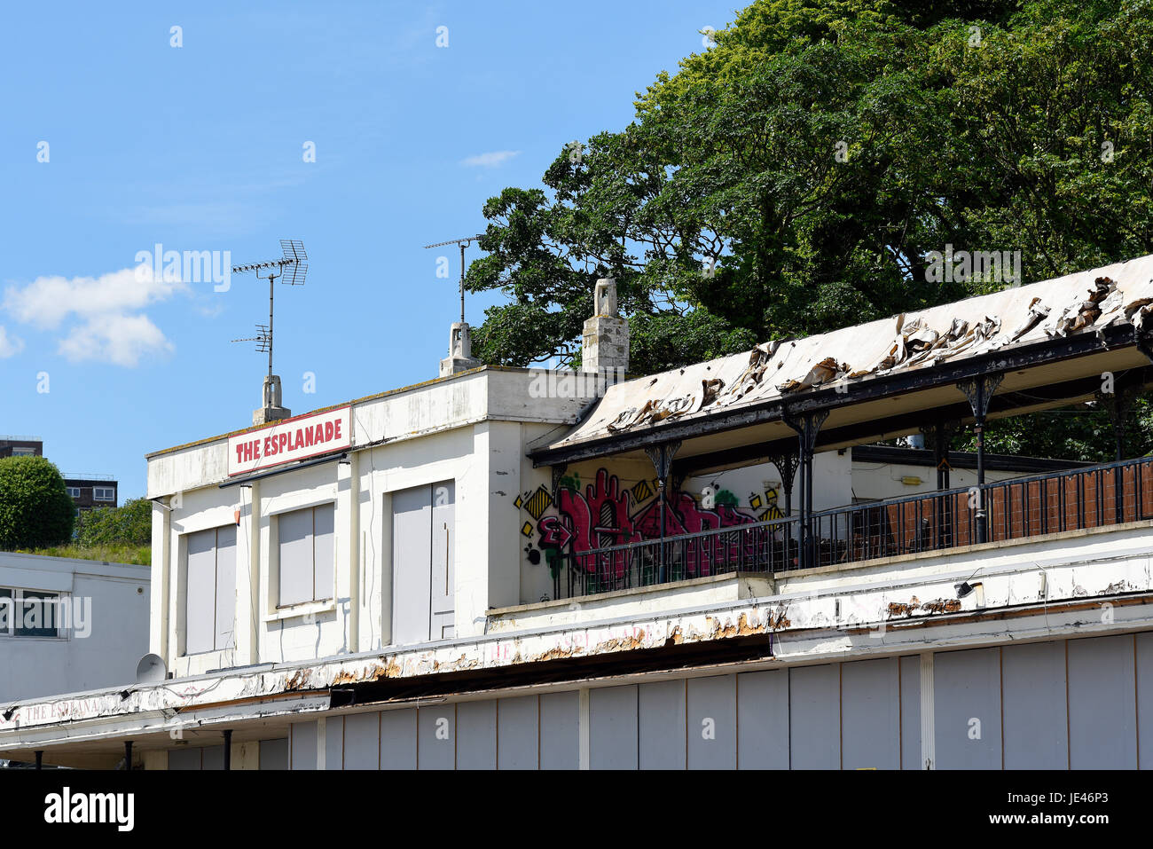 Le pub Esplanade, Southend Seafront qui a fermé en 2016 après l'érosion ...