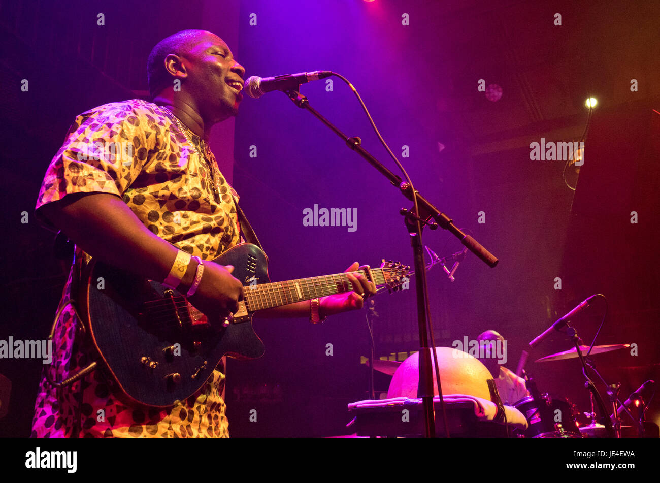 Malian singer Banque de photographies et d’images à haute résolution ...