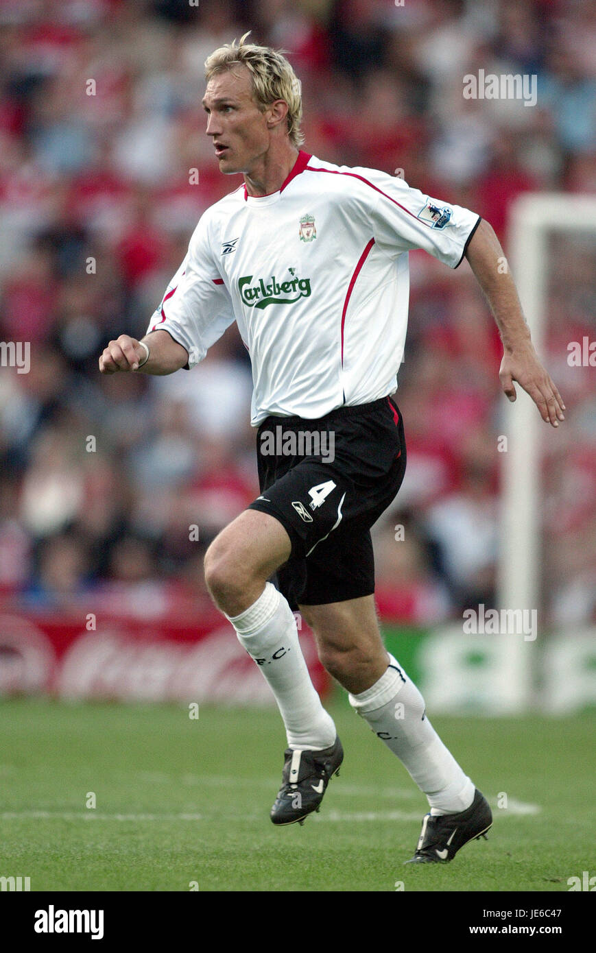 Sami hyypia liverpool fc 13 Banque de photographies et d’images à haute ... Sami hyypia liverpool fc 13 Banque de photographies et d’images à haute ...