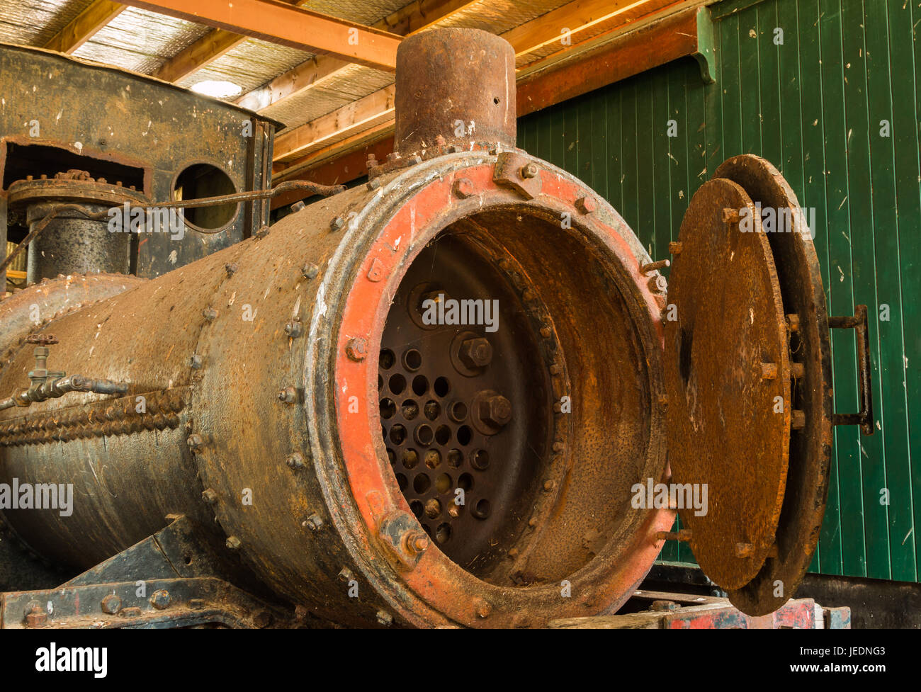 À l'intérieur et à l'ancien train à vapeur de la chaudière Photo Stock ...