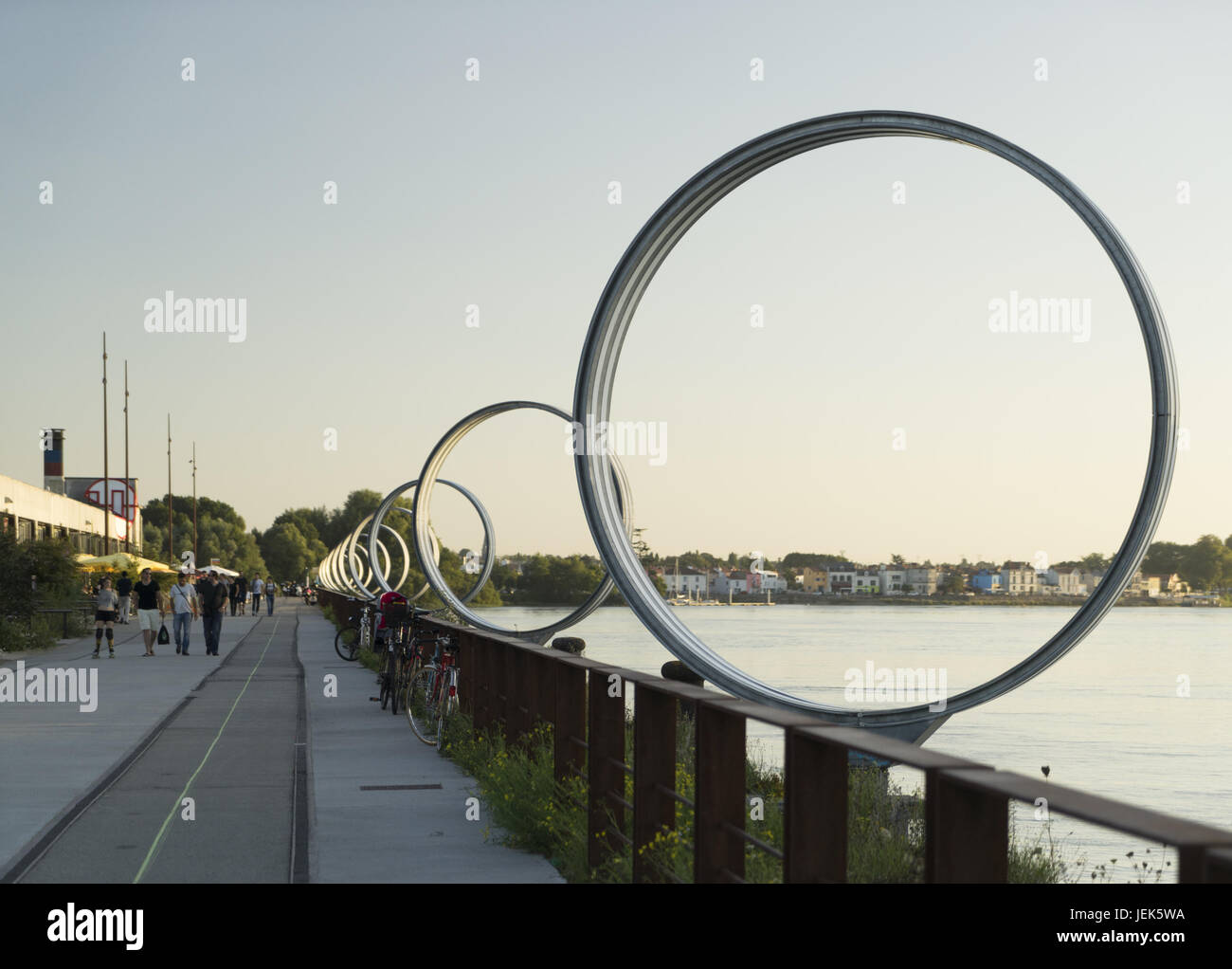 Quai loire Banque de photographies et d’images à haute résolution - Alamy