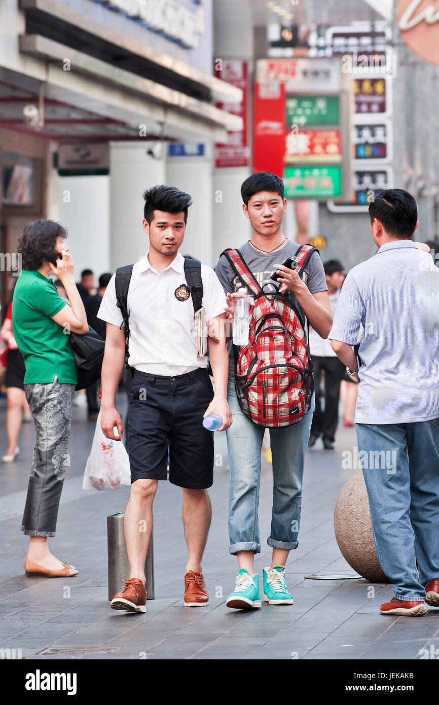 Young Gays Banque De Photographies Et Dimages à Haute Résolution Alamy