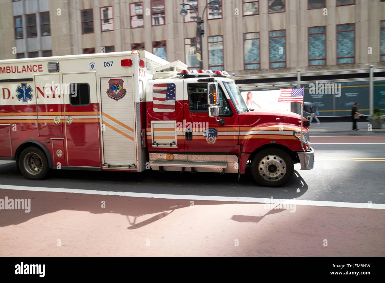 New york city emergency medical service ambulance Banque de ...