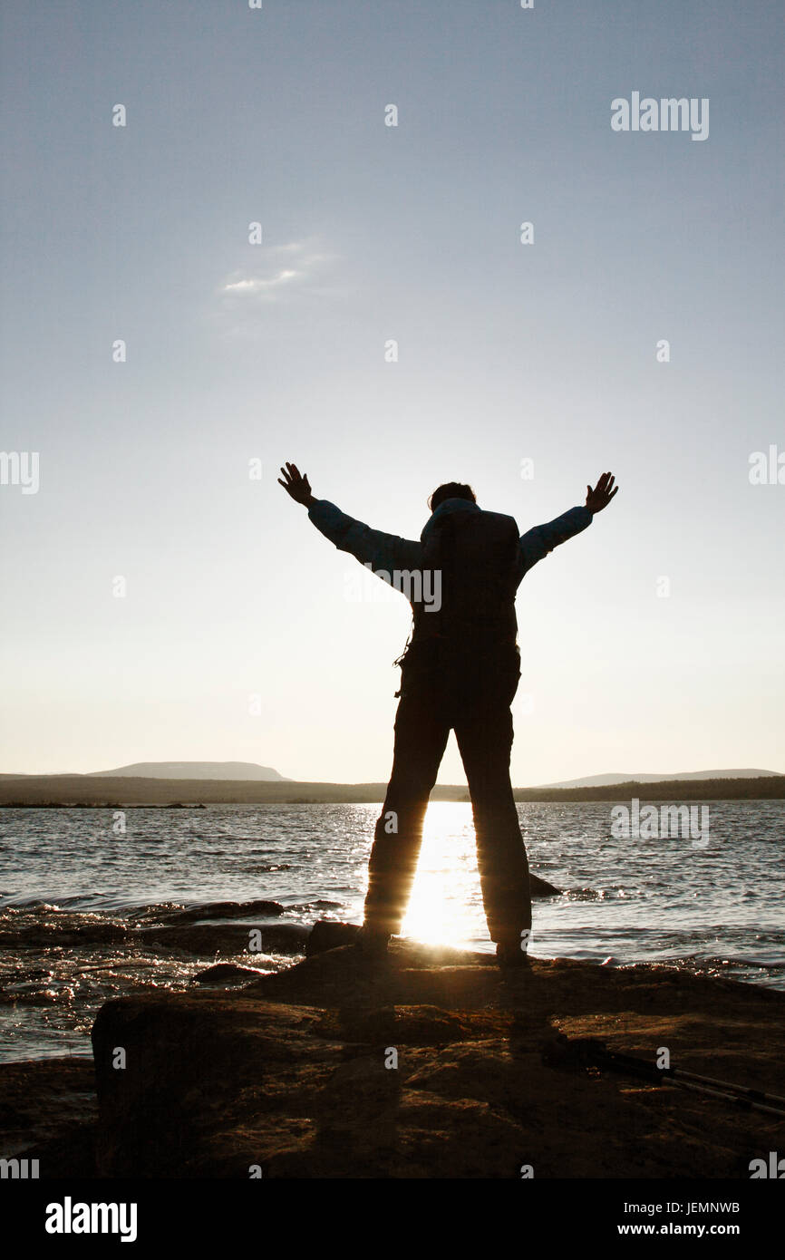 Silhouette de personne en mer Photo Stock - Alamy