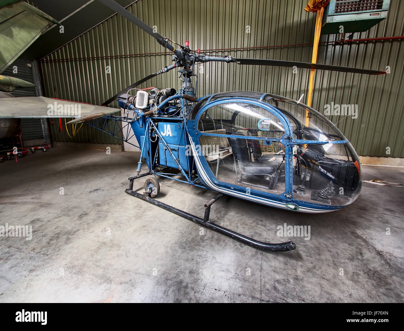 Aerospatiale alouette ii Banque de photographies et d’images à haute ...