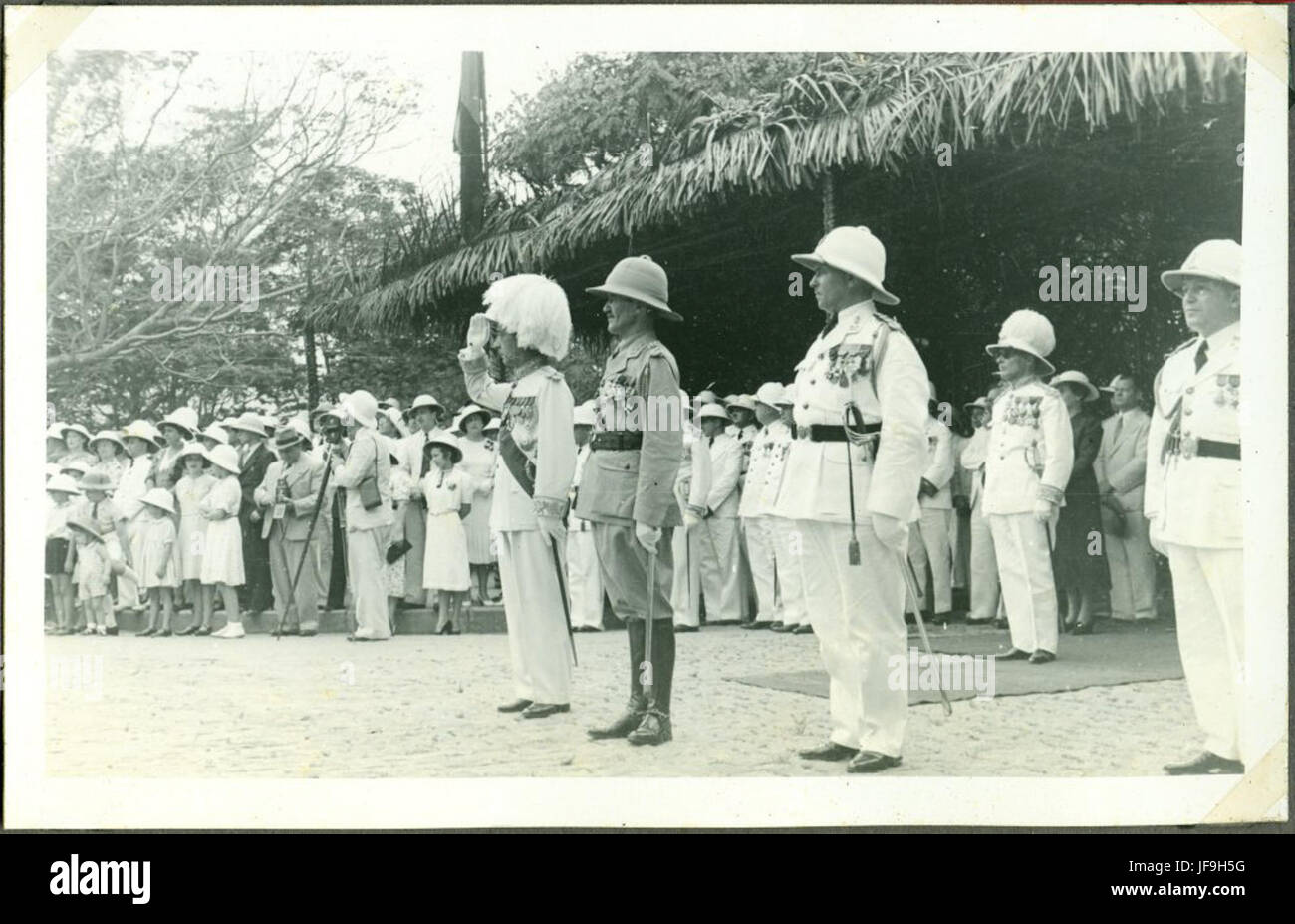 Une image puissante de 1939 représentant le voyage de l’armée belge au ...
