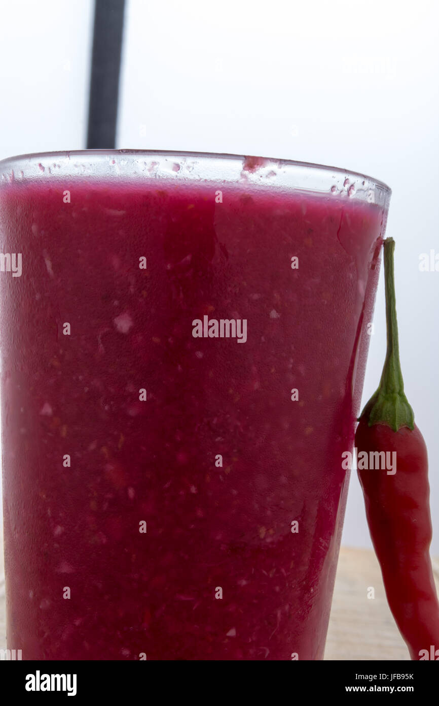 Boisson rouge mer Banque de photographies et d’images à haute ...