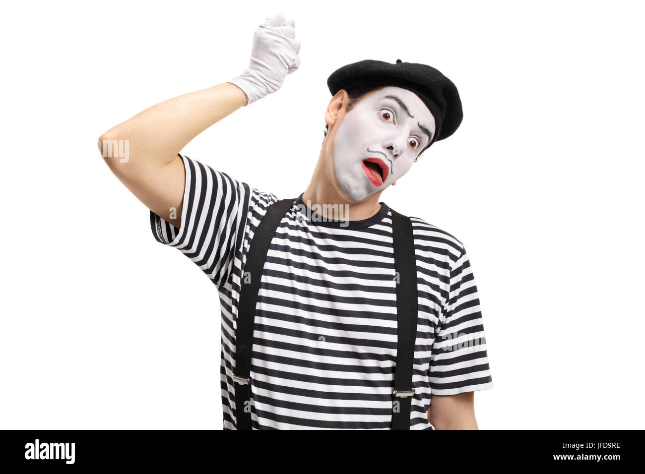 Artiste mime se pendre avec une corde imaginaire isolé sur fond blanc ...