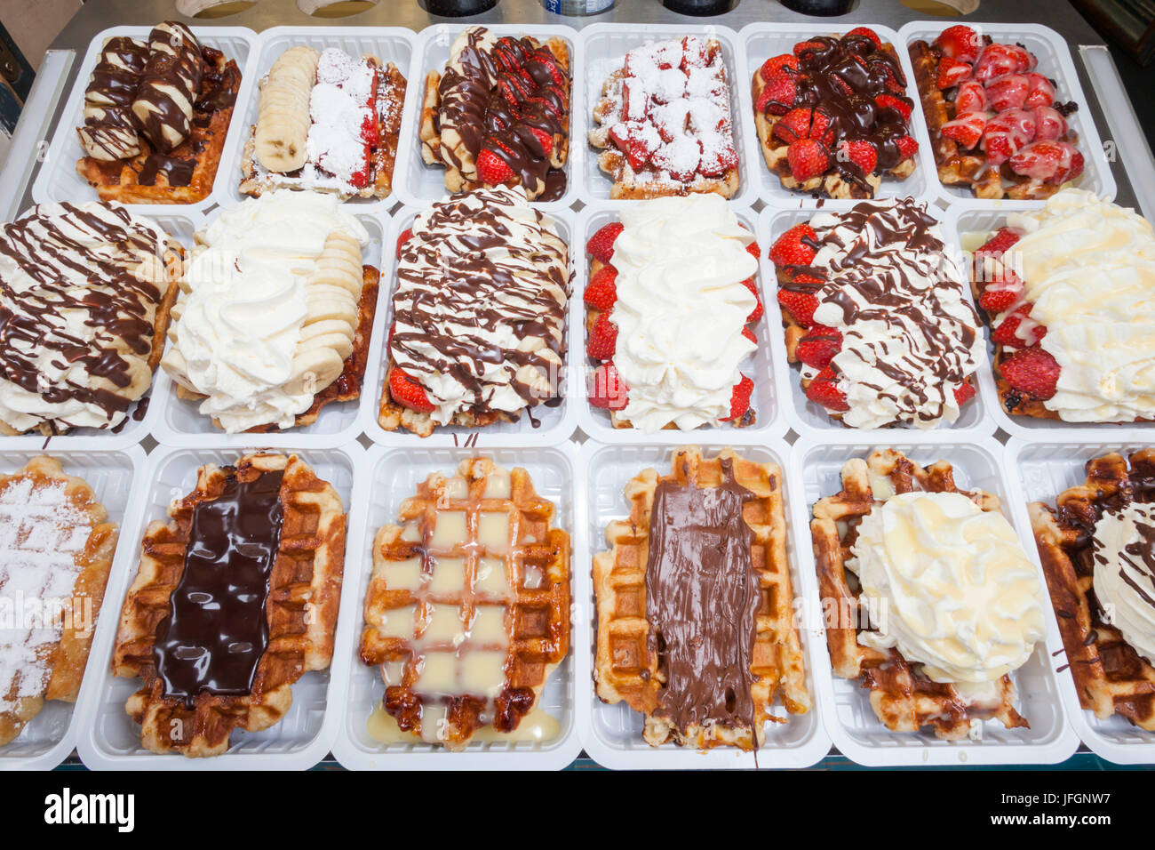 Belgium brussels waffle shop display Banque de photographies et d ...
