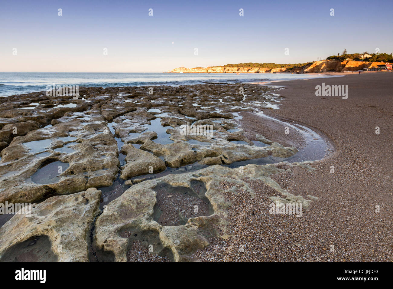 Trop de vent sur la plage Banque de photographies et d’images à haute ...