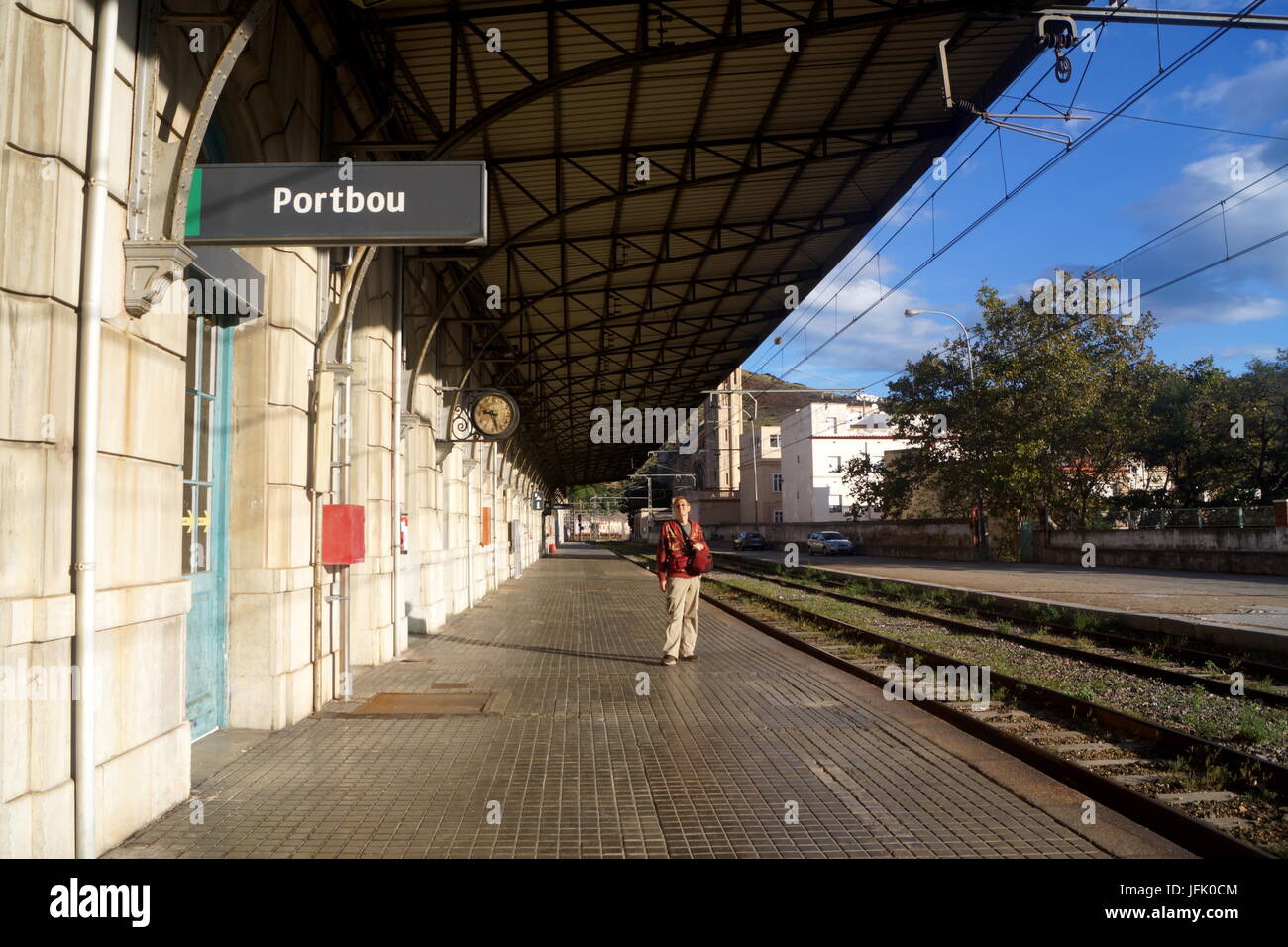 La gare de portbou Banque de photographies et d’images à haute ...