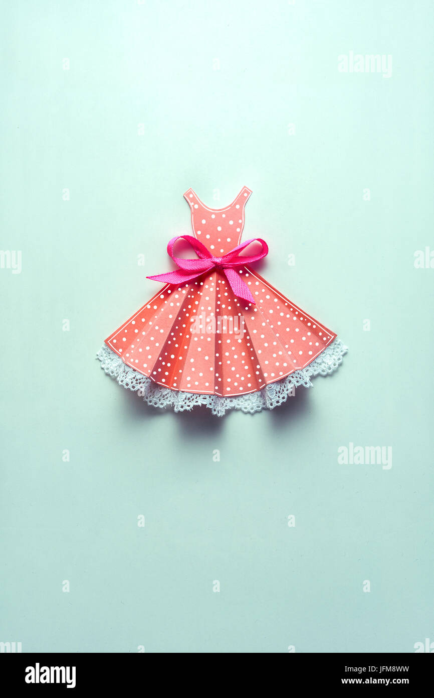 Nouvelle robe Banque de photographies et d’images à haute résolution ...