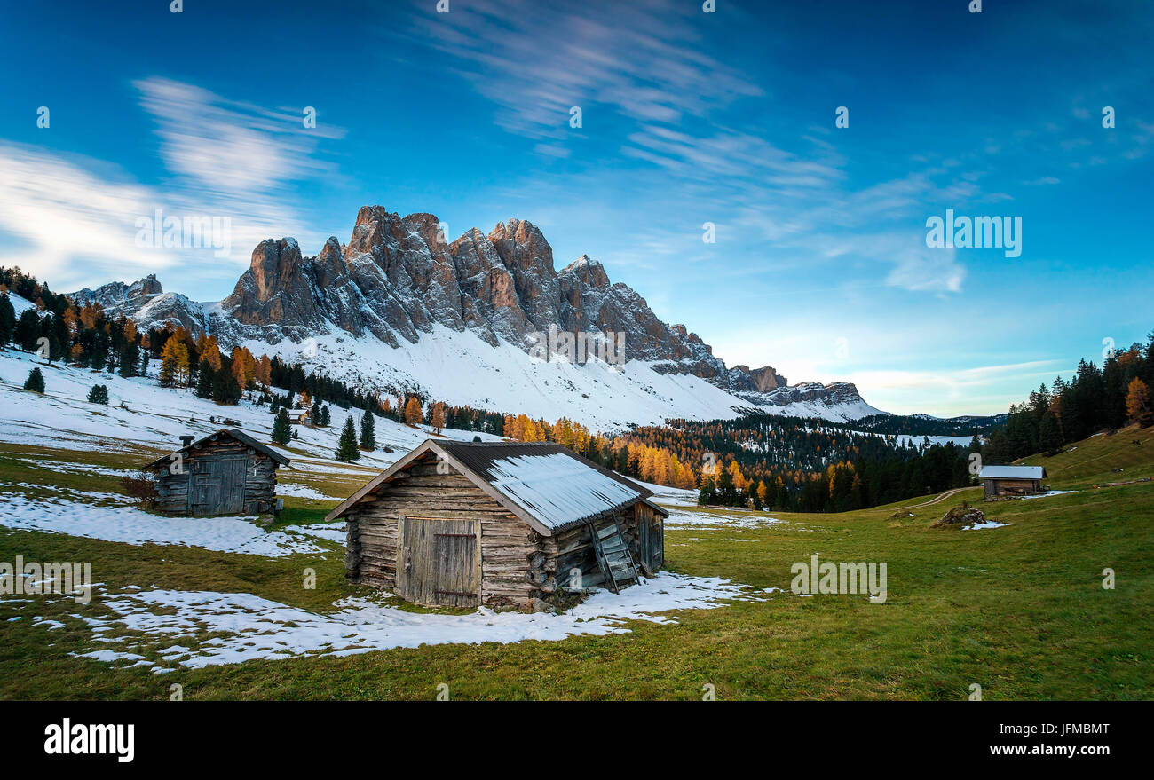 Montagnes du trentin Banque de photographies et d’images à haute ...