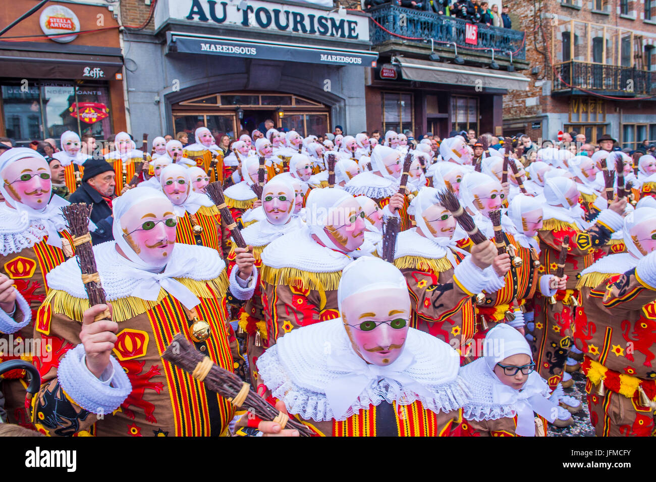 Gilles binche carnaval belgique Banque de photographies et d’images à ...