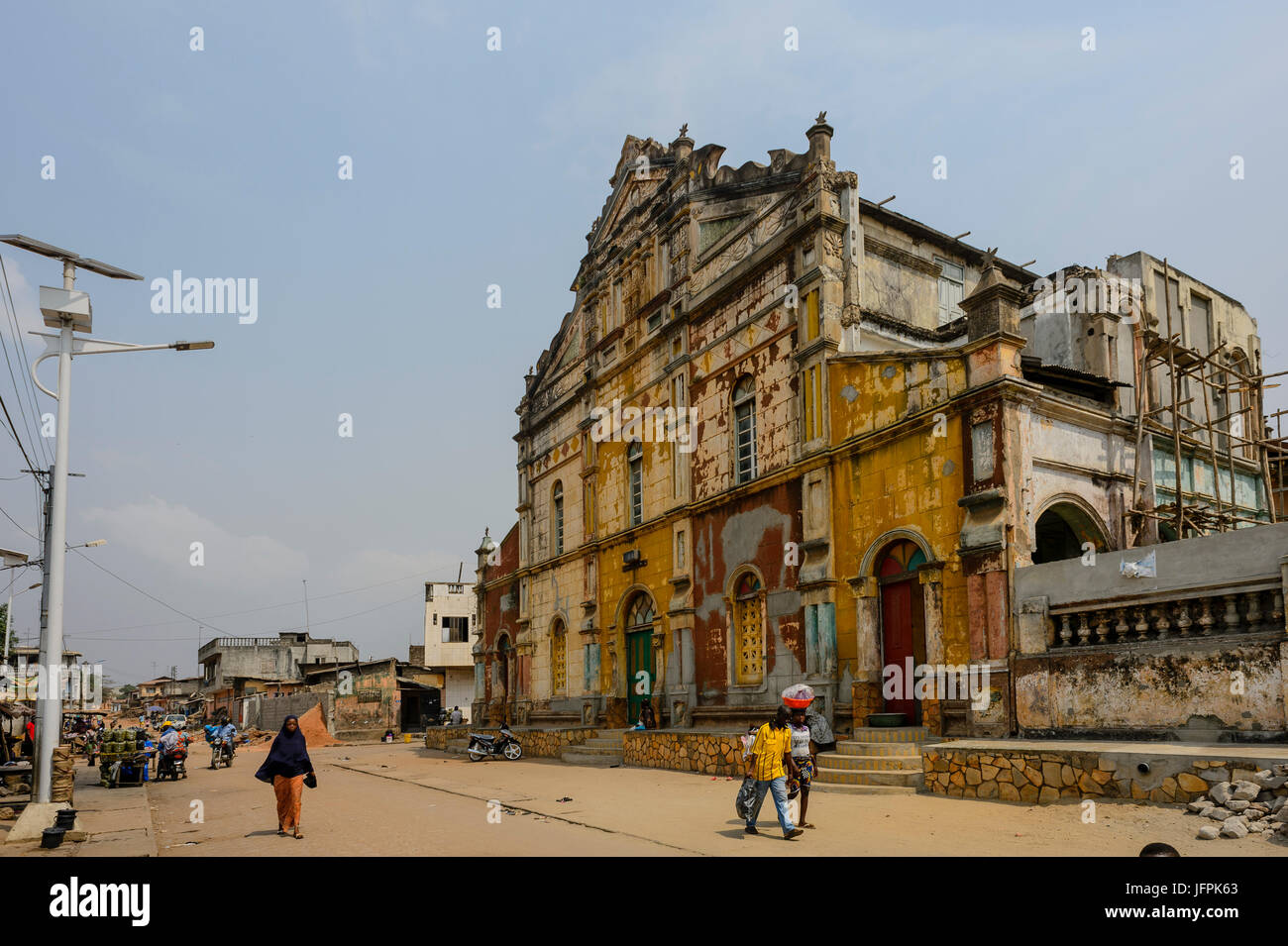 Mosque in porto novo benin Banque de photographies et d’images à haute ...