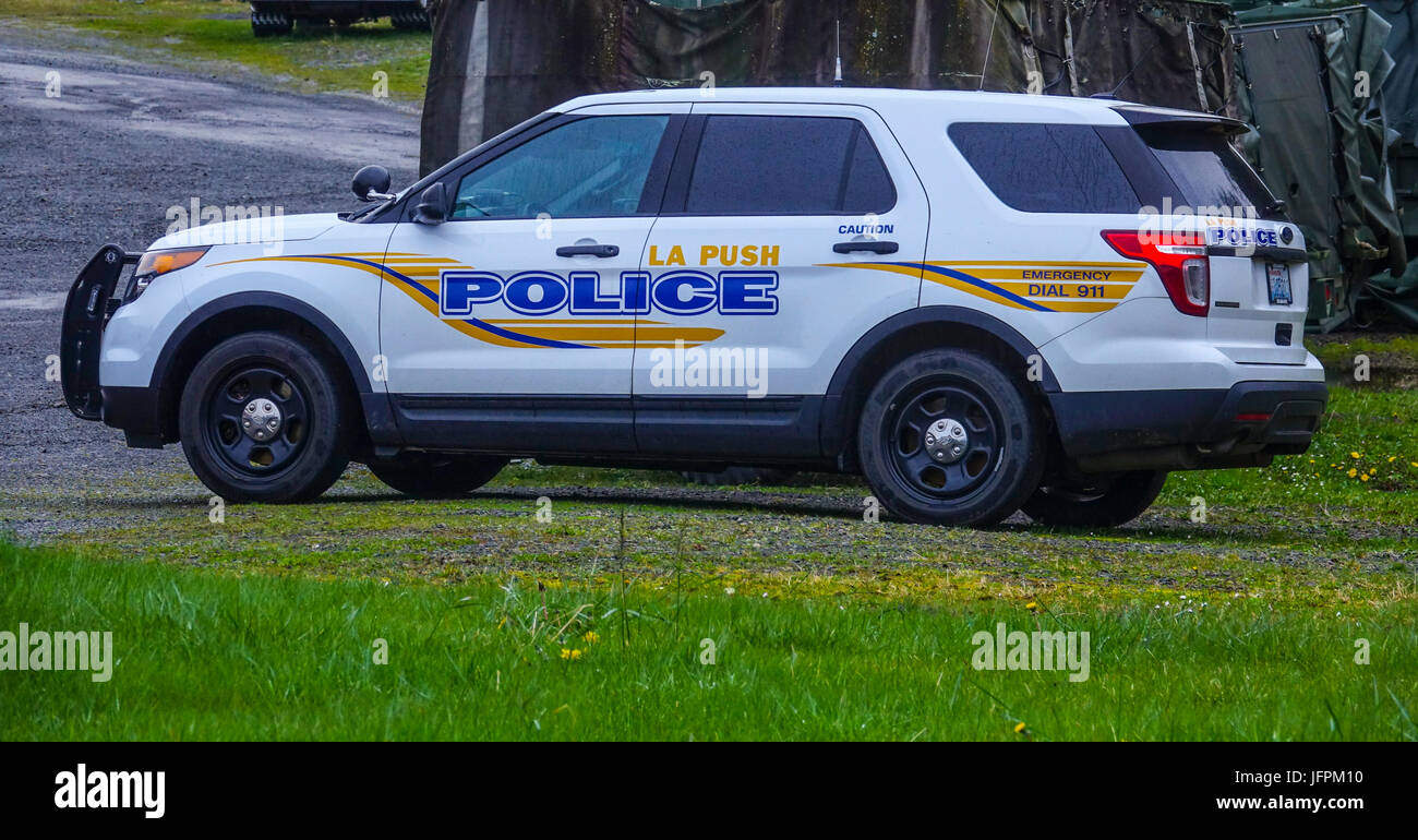 Pousser la voiture Banque de photographies et d’images à haute ...