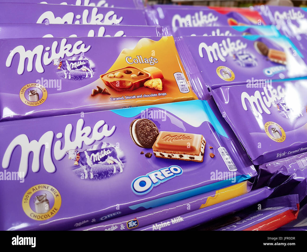 Milka chocolate bar Banque de photographies et d’images à haute ...