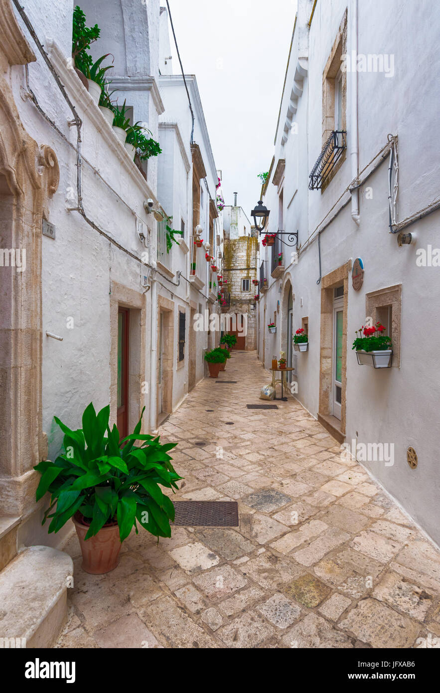 Bari (Pouilles, Italie) - La magnifique ville blanche dans la province ...
